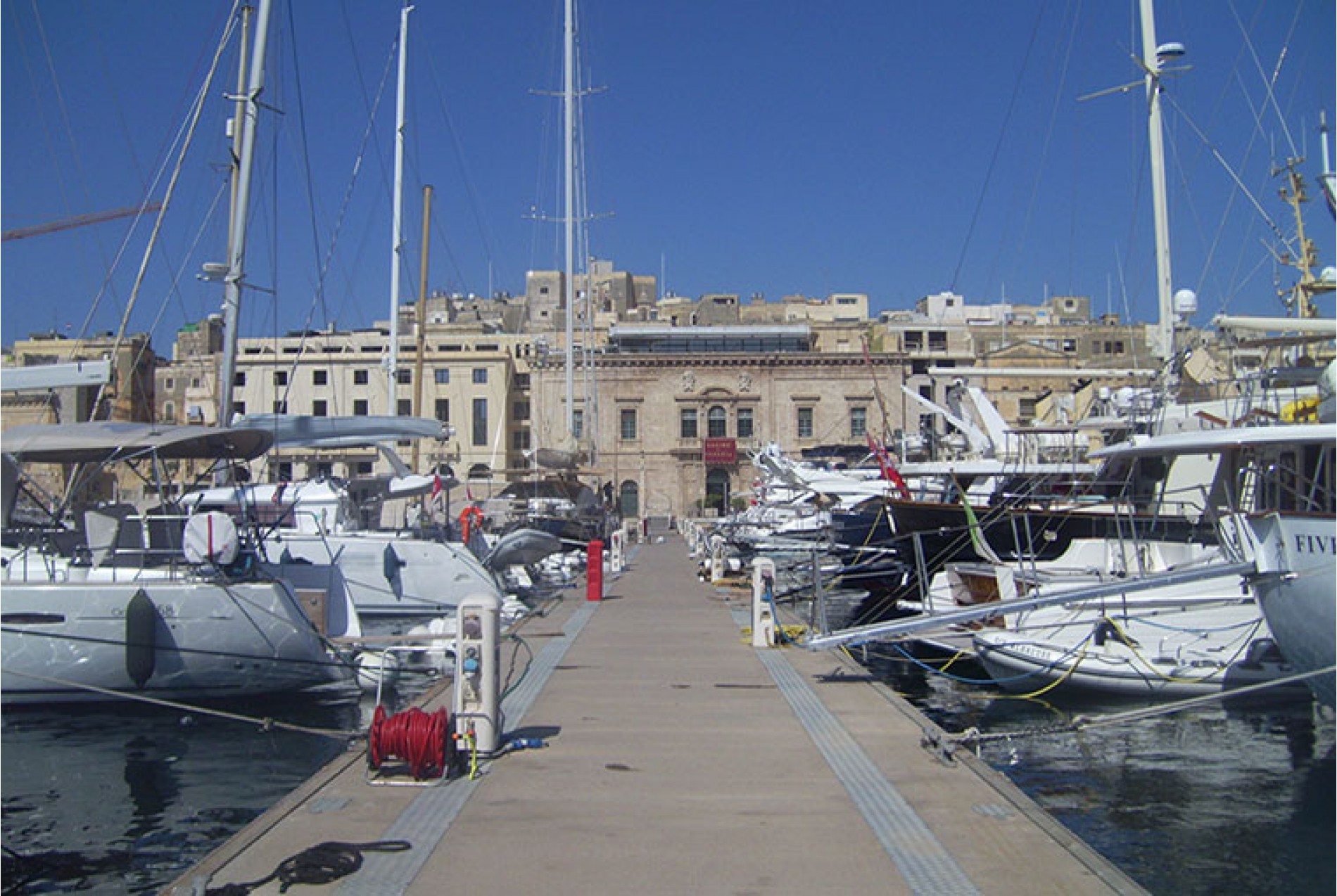 Grand Harbour Marina 146m