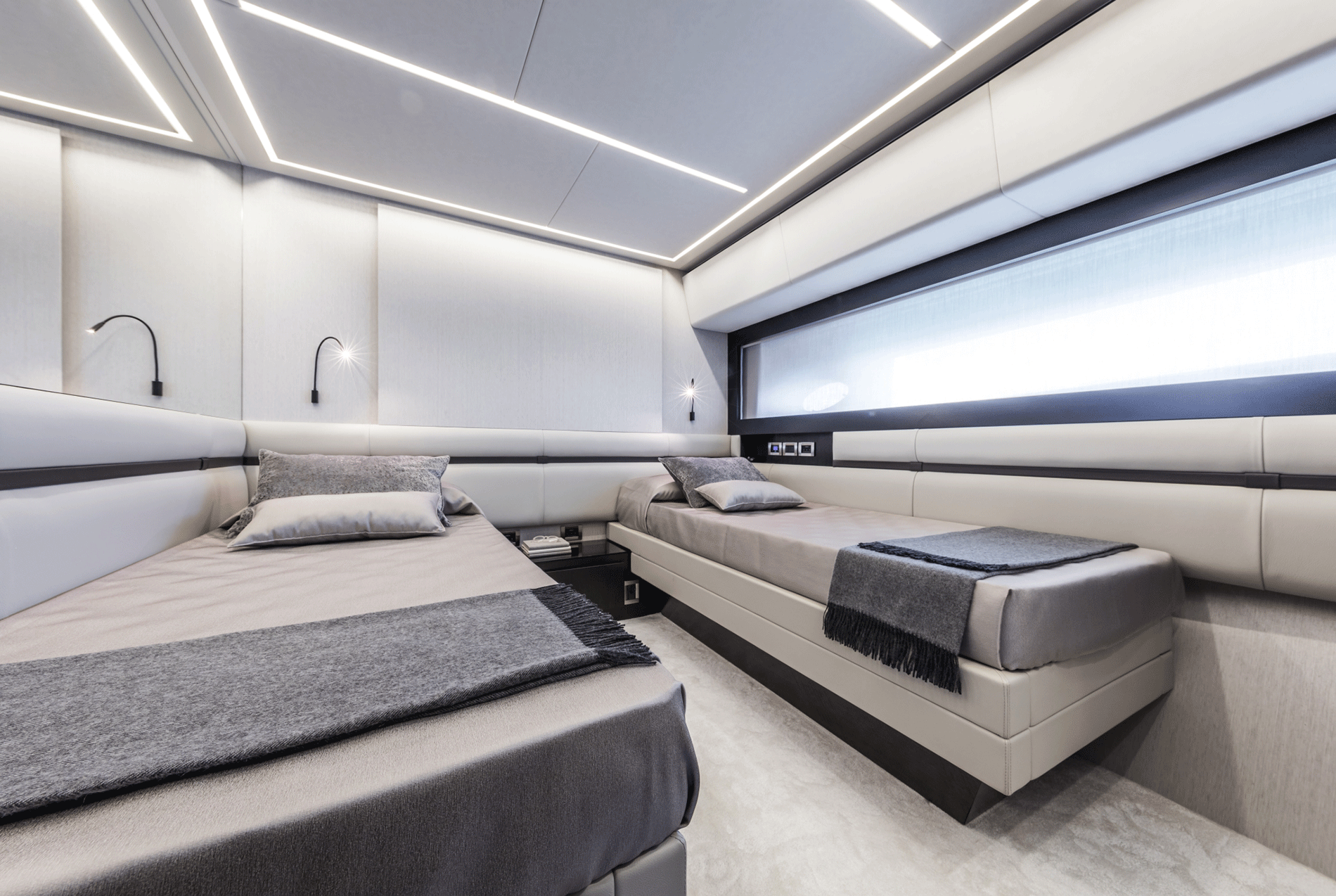 Pershing 9X | New Pershing Yachts | Inwards Marine