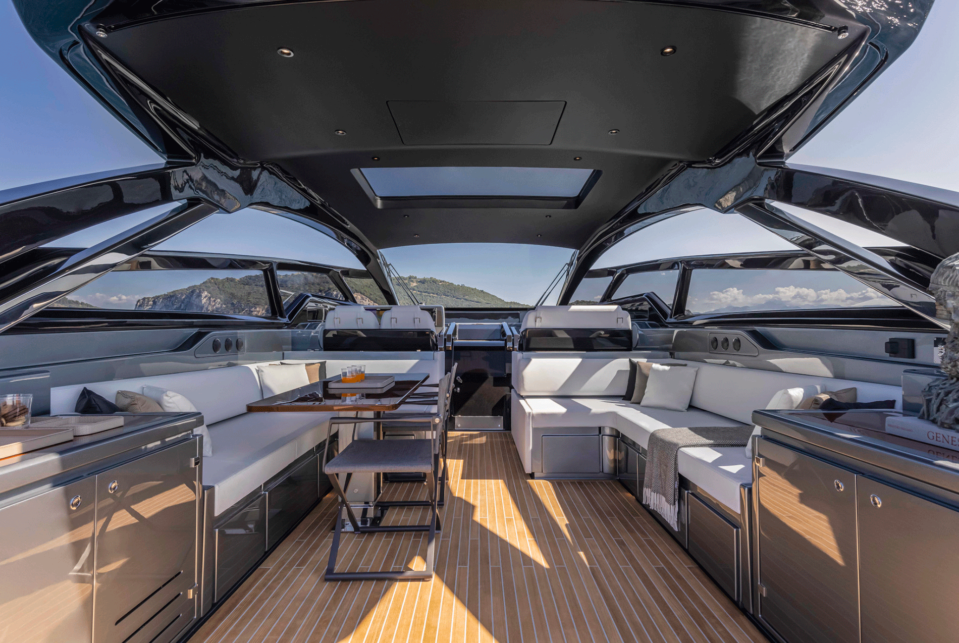 Riva 68 Diable | Riva Yachts | Inwards Marine