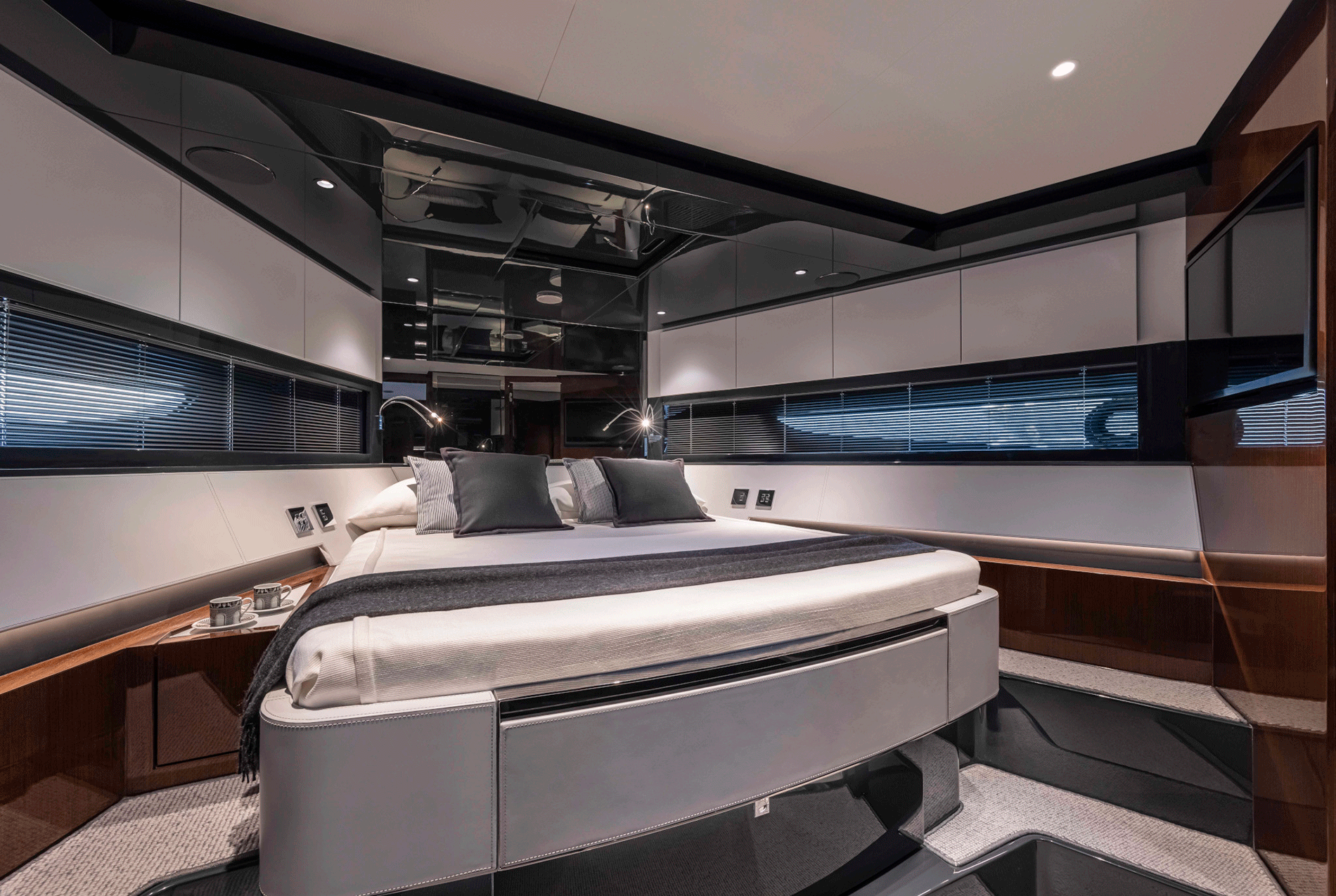 Riva 68 Diable | Riva Yachts | Inwards Marine
