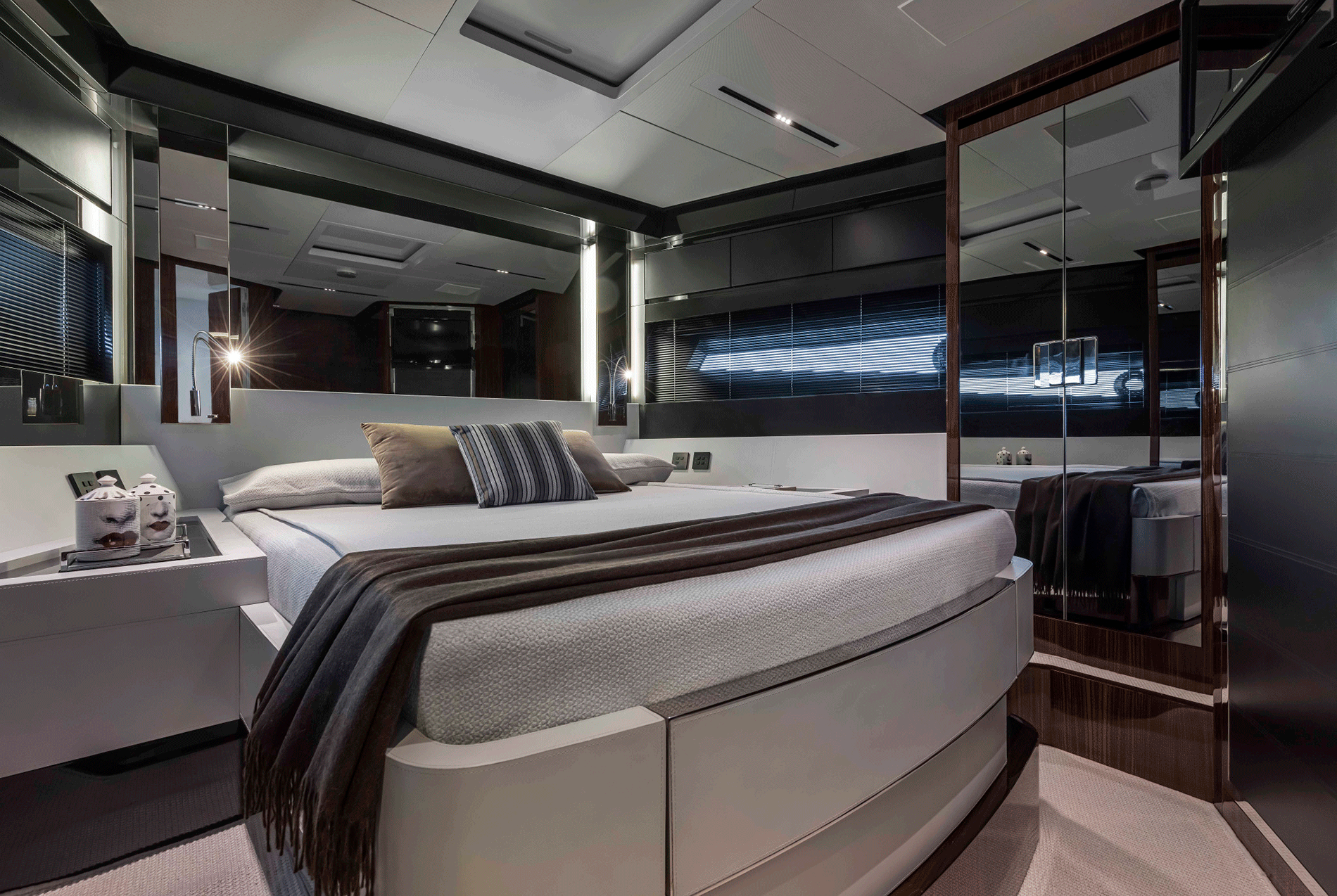 Riva 76 Perseo Super | New Yachts | Inwards Marine
