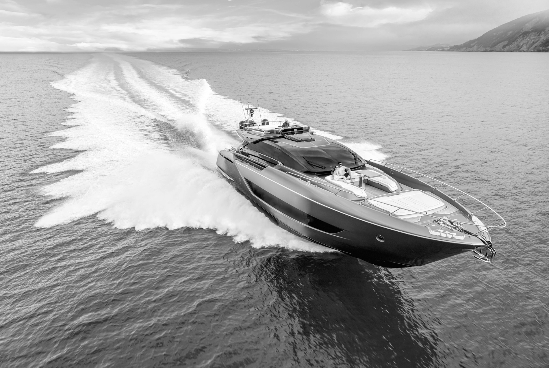 Riva 88 Folgore | New Yachts | Inwards Marine