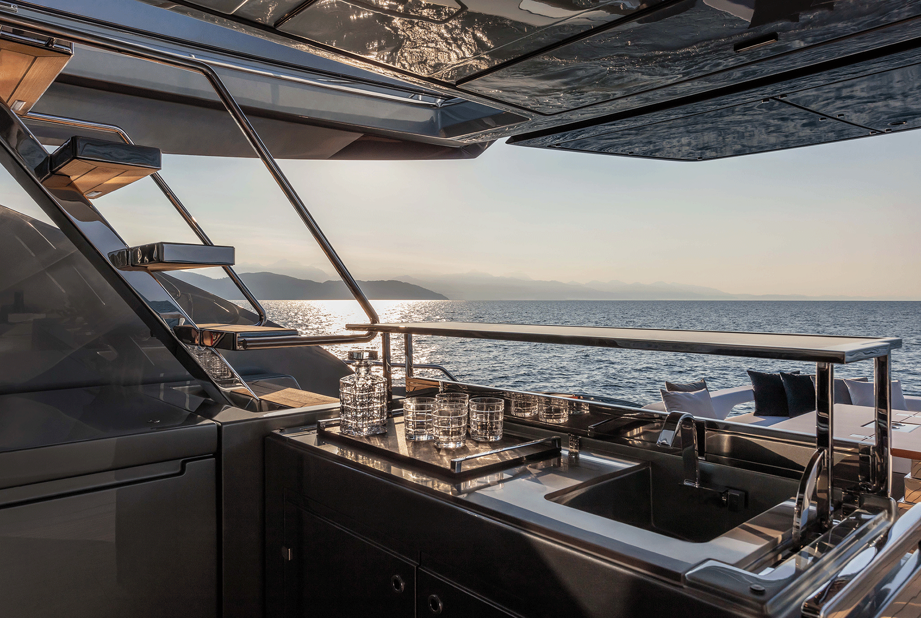 Riva 88 Folgore | New Yachts | Inwards Marine
